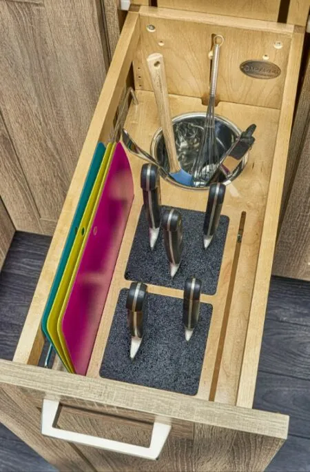 Base Knife Block and Utensil Storage Pull-Outs - Cabinet Joint